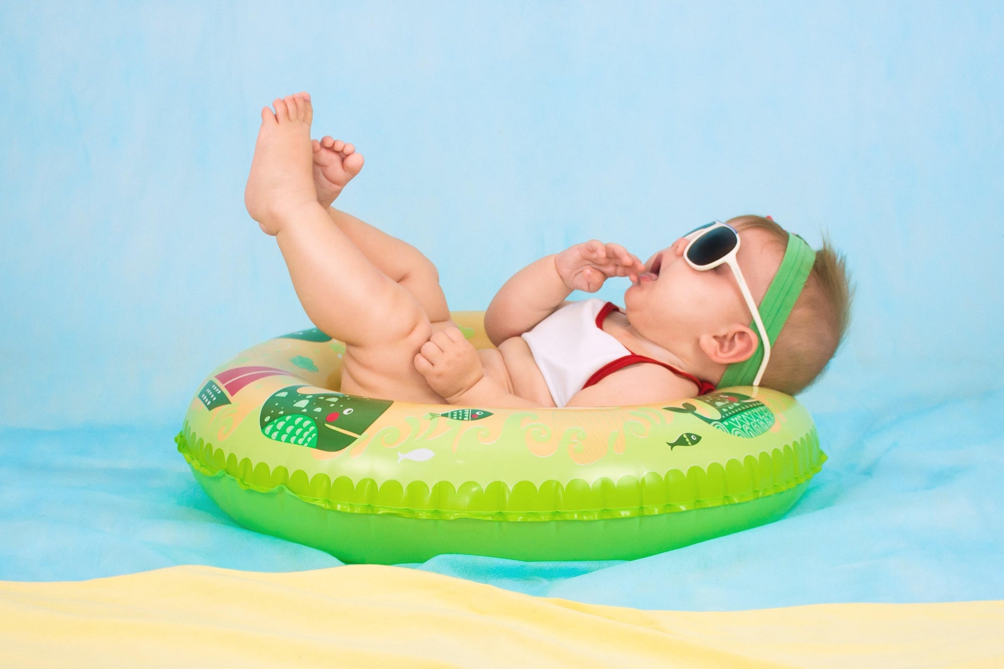 Is Your Baby Too Gassy? Learn More About Baby Gas Symptoms – Hubble ...